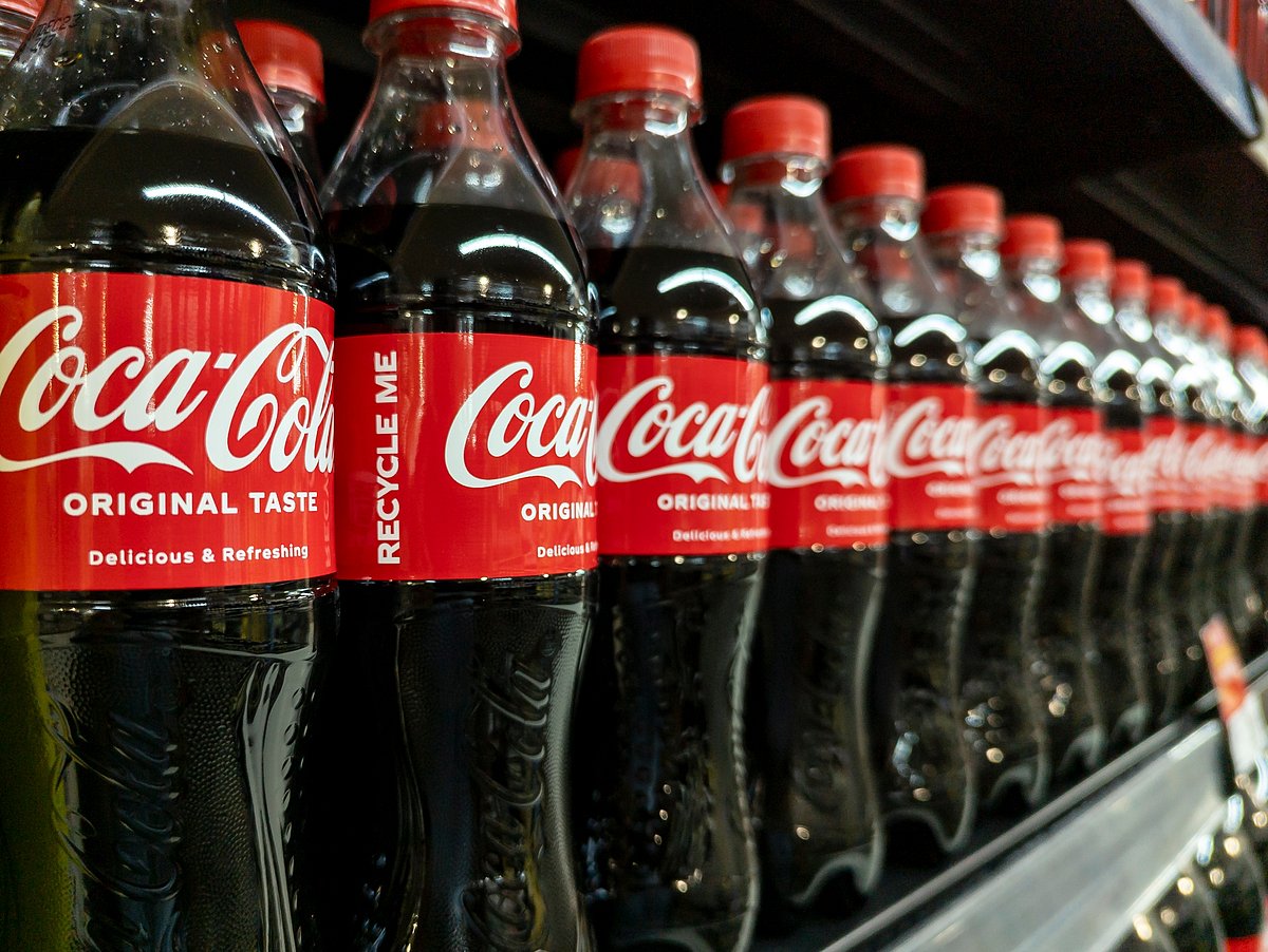 Coca-Cola readies $1-billion IPO for Indian bottling arm HCCB, appoints ...