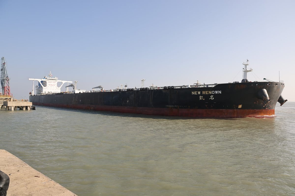 Adani Ports’ Mundra becomes first in India to berth fully laden