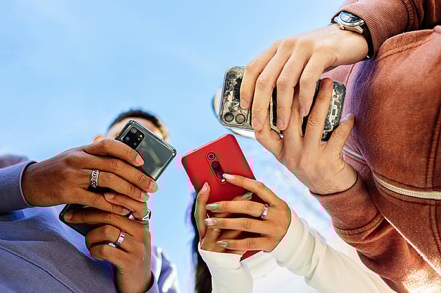 50% time people fire up smartphones without knowing why: Report